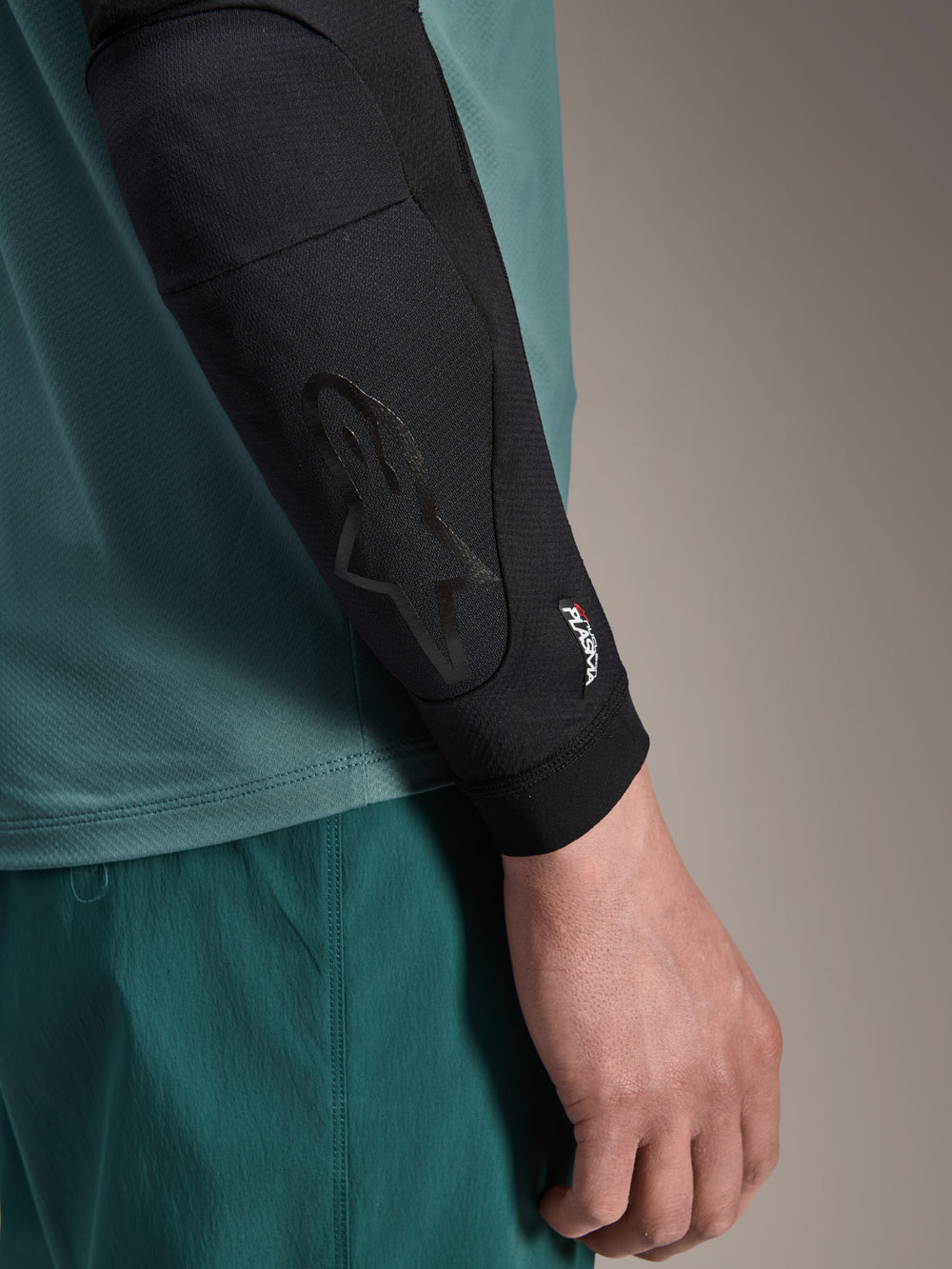 A-Impact Plasma Protection - Black Cycling Jacket | Alpinestars®